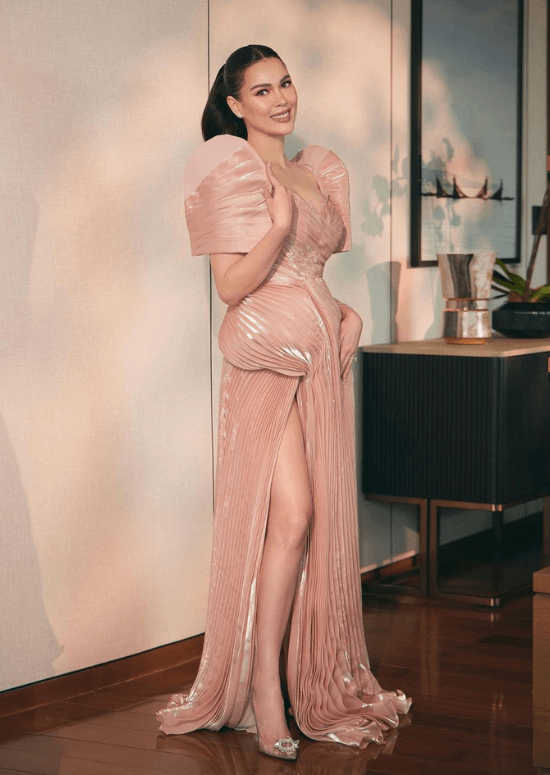 From classics to statements: Politicians, celebrities dress up for SONA 2024 • PhilSTAR Life